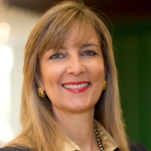 Listen to Vanessa Campos, Gerente Médico de Roche; Alexandra Kissling ...