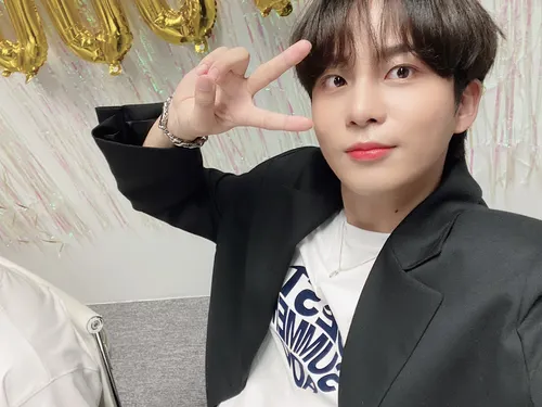 Listen to JjongBear | Zeno.FM